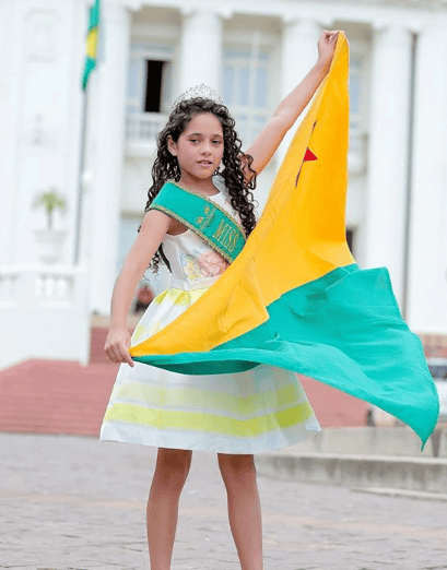 Acreana é eleita Miss Brasil Mirim