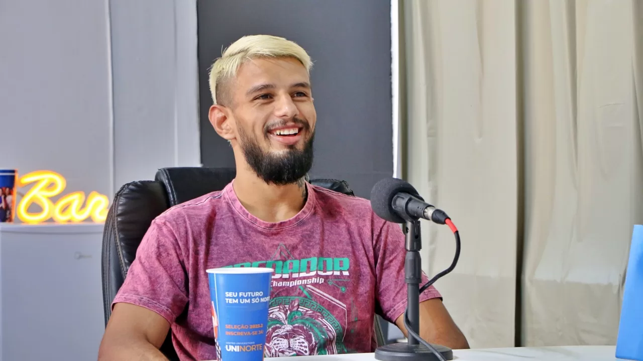 Lutador acreano Thomas Bryan, que começou como zelador de academia ...