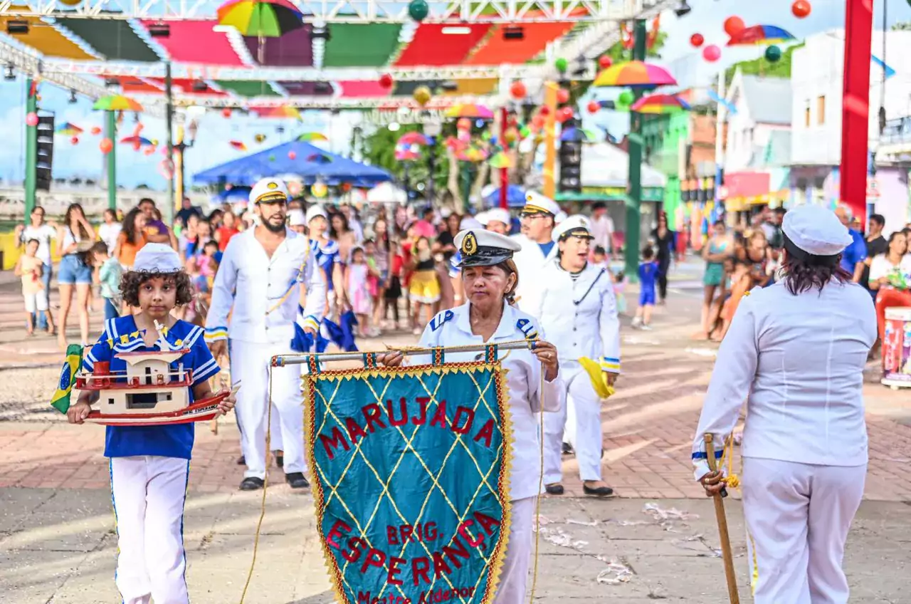 Fundado há 79 anos, grupo Marujada se apresenta no Carnaval da Família