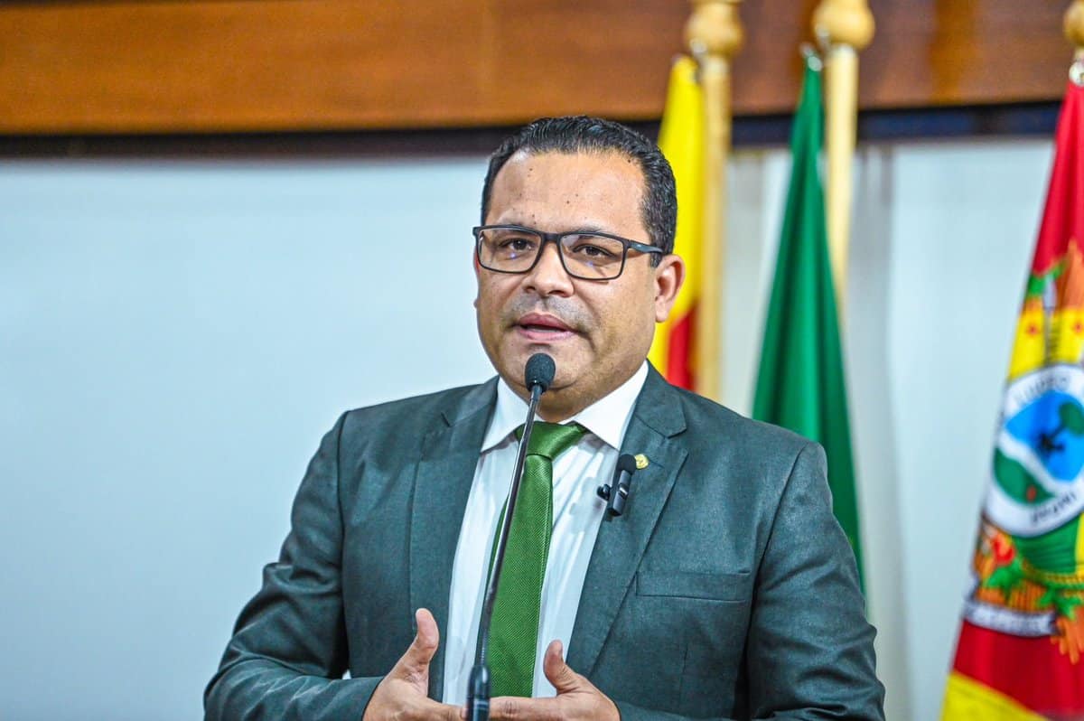 Tadeu Hassem saúda assistentes sociais e apoia redução de carga horária ...