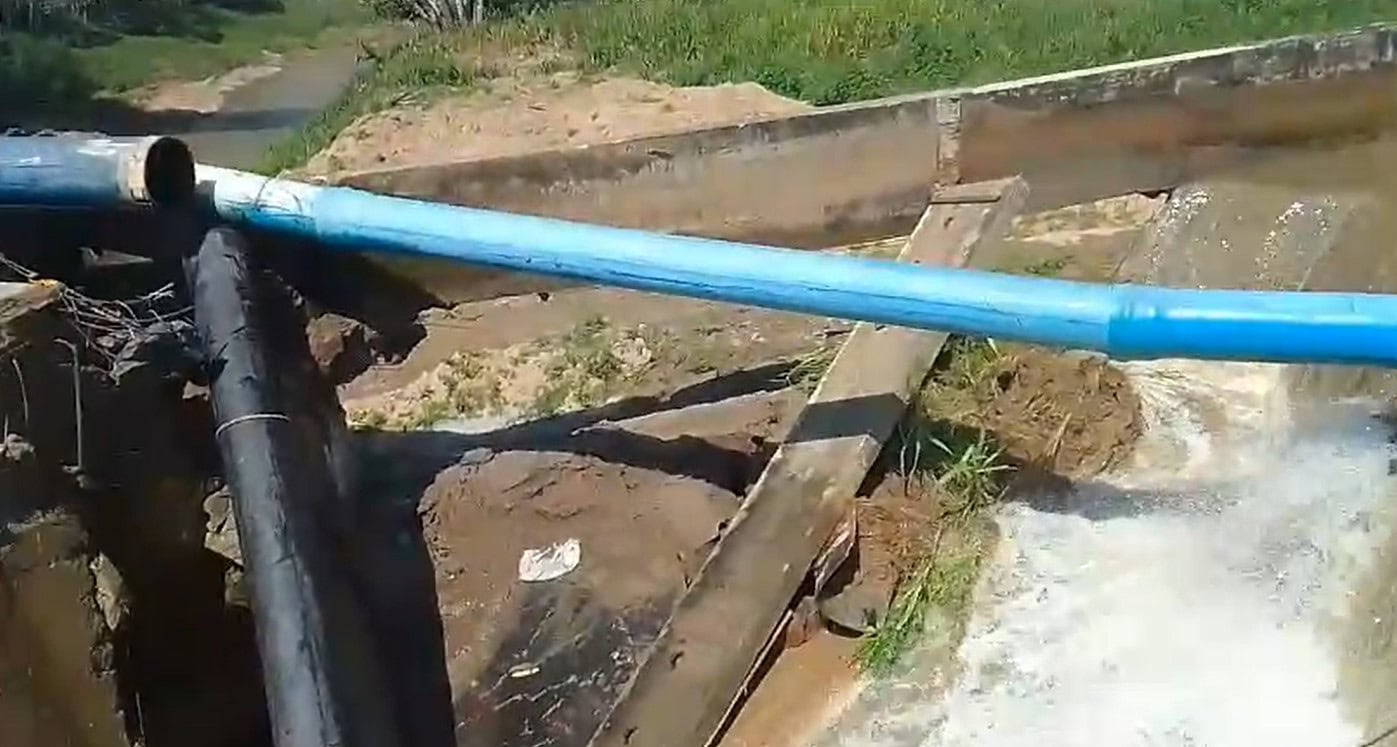 Estrutura da ETA II desaba e 60% Rio Branco fica sem água | ac24horas ...