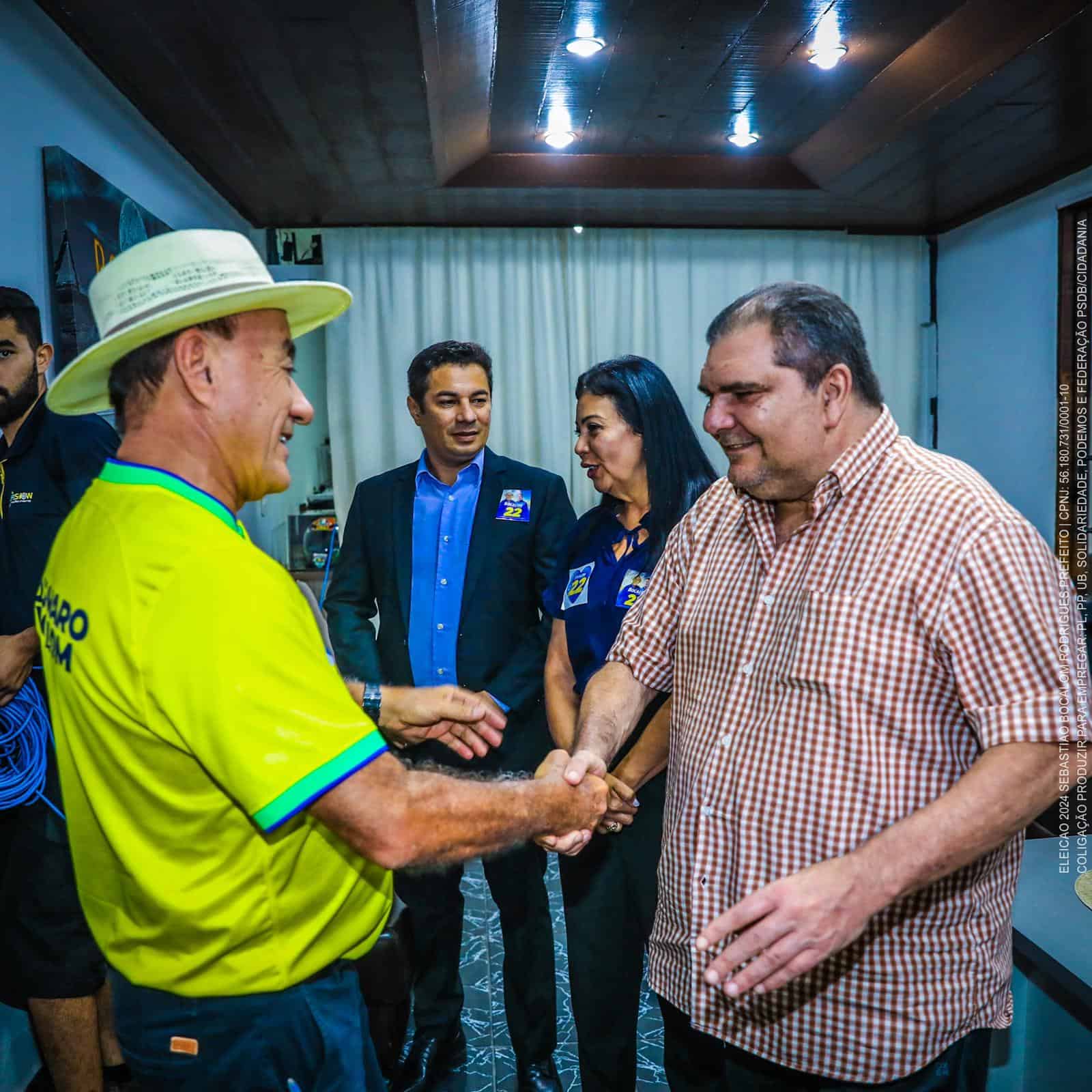 Bocalom é recebido pelo jornalista Roberto Vaz no ac24horas | ac24horas ...