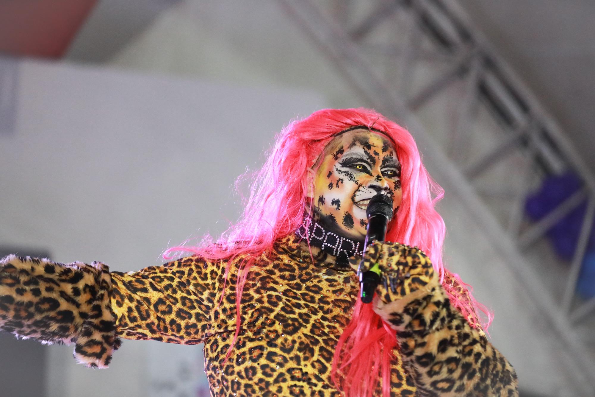 Drag queens brilham com performances na Concha Acústica | ac24horas ...